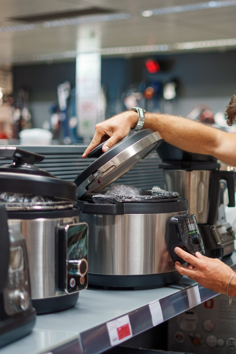 These Are The Best Kitchen Minimalist Budget-Cooking Devices | Daniel ...